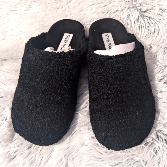 Steve Madden | Shoes | Steve Madden Vessel Plush Clog Slip Ons Size 5m ...